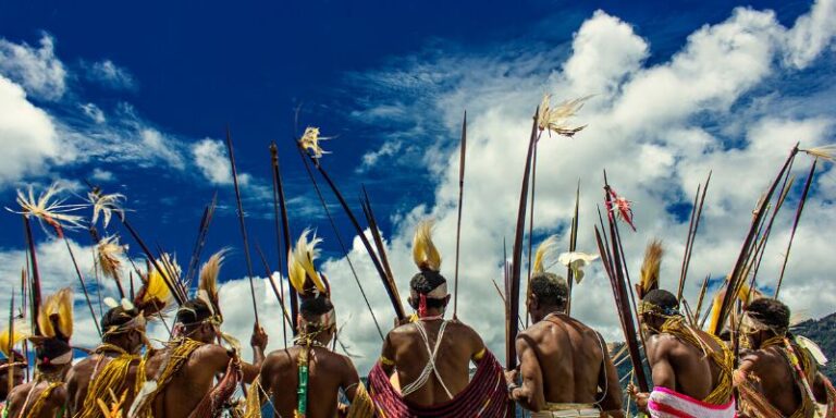 Grupos indígenas de la región insular